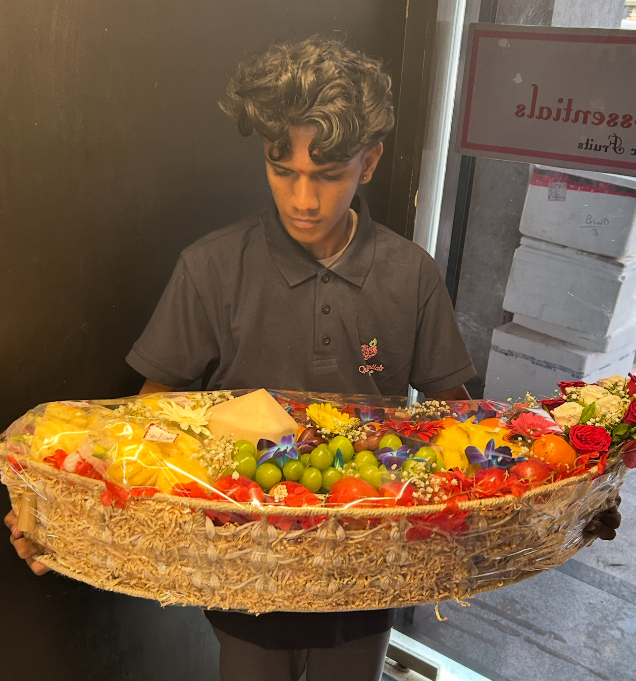 The Luxe Fruit Voyage - QuintEssentials